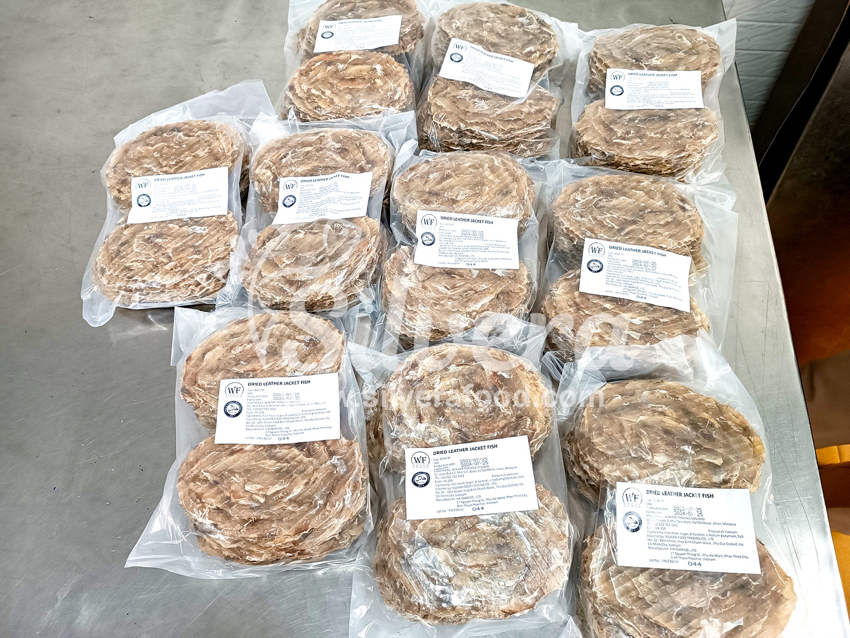 Mixed shipment to Malaysia: frozen shrimp, fish and dried fish